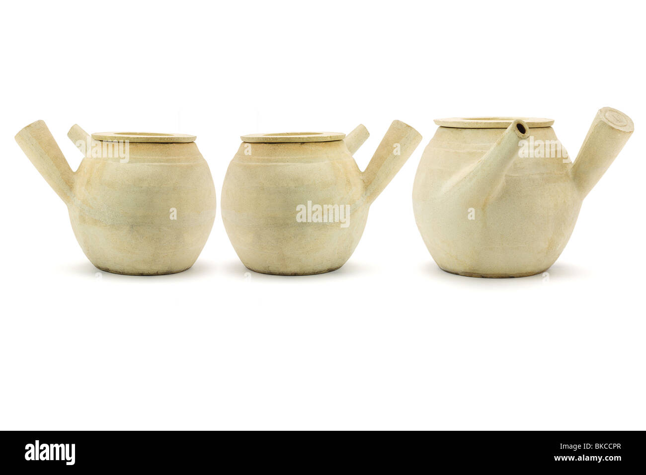 Clay cooking pots hi-res stock photography and images - Alamy