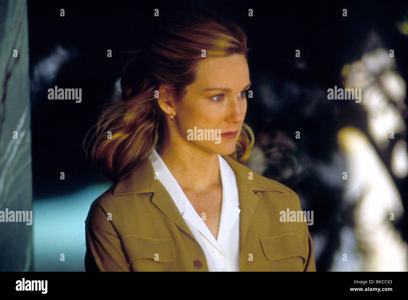 Laura linney absolute power 1997 hi-res stock photography and images ...