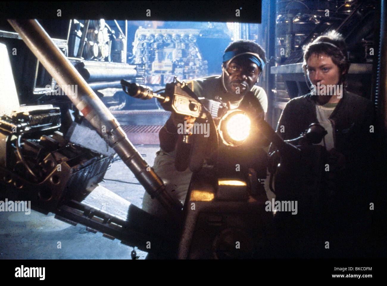 ALIEN (1979) YAPHET KOTTO, VERONICA CARTWRIGHT ALI 006 Stock Photo - Alamy