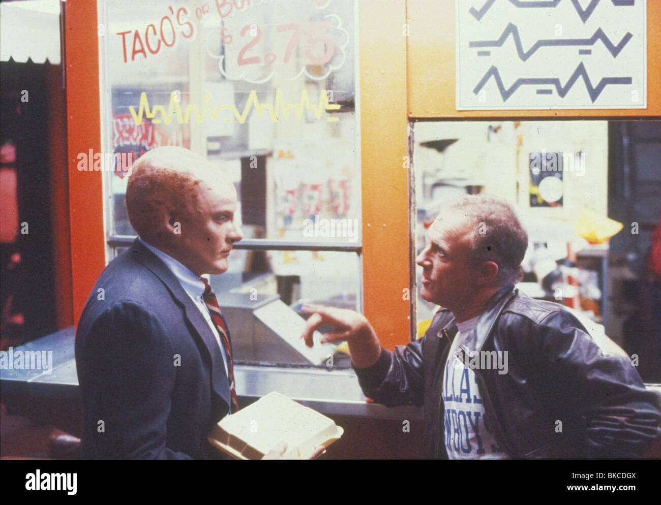 ALIEN NATION (1988) MANDY PATINKIN, JAMES CAAN ALNT 004 Stock Photo - Alamy