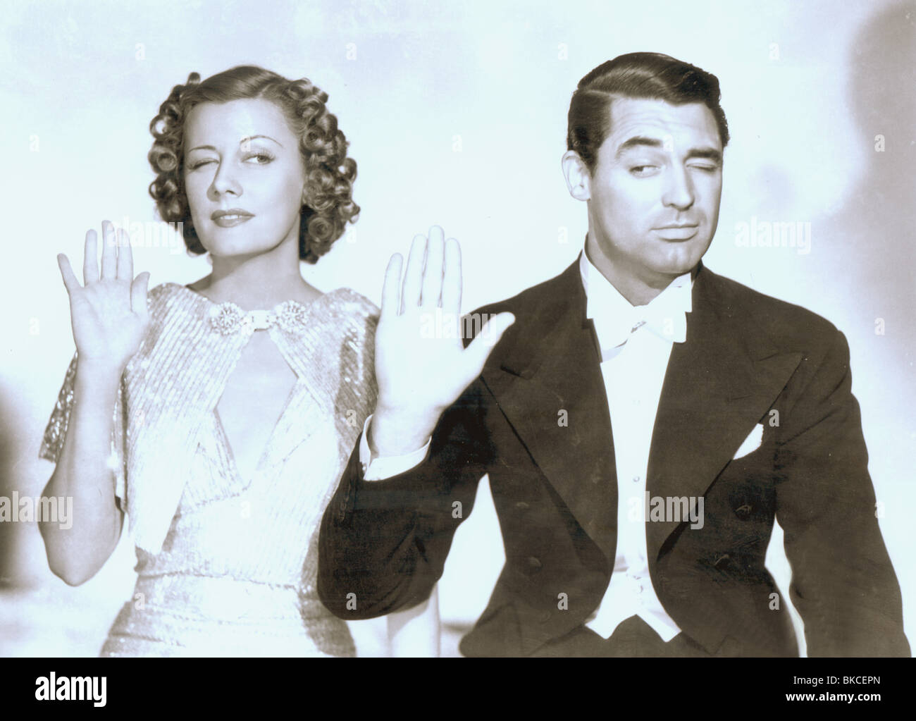 THE AWFUL TRUTH (1937) IRENE DUNNE, CARY GRANT AWFT 004P Stock Photo ...