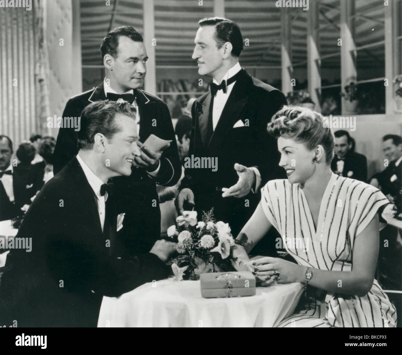 BATHING BEAUTY (1944) RED SKELTON, BASIL RATHBONE, ESTHER WILLIAMS BTHB ...