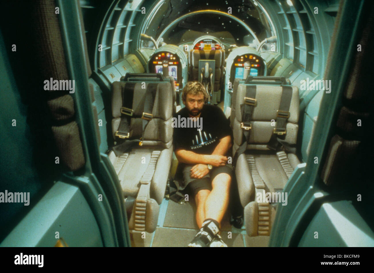 Luc fifth element 1997 hi-res stock photography and images - Alamy