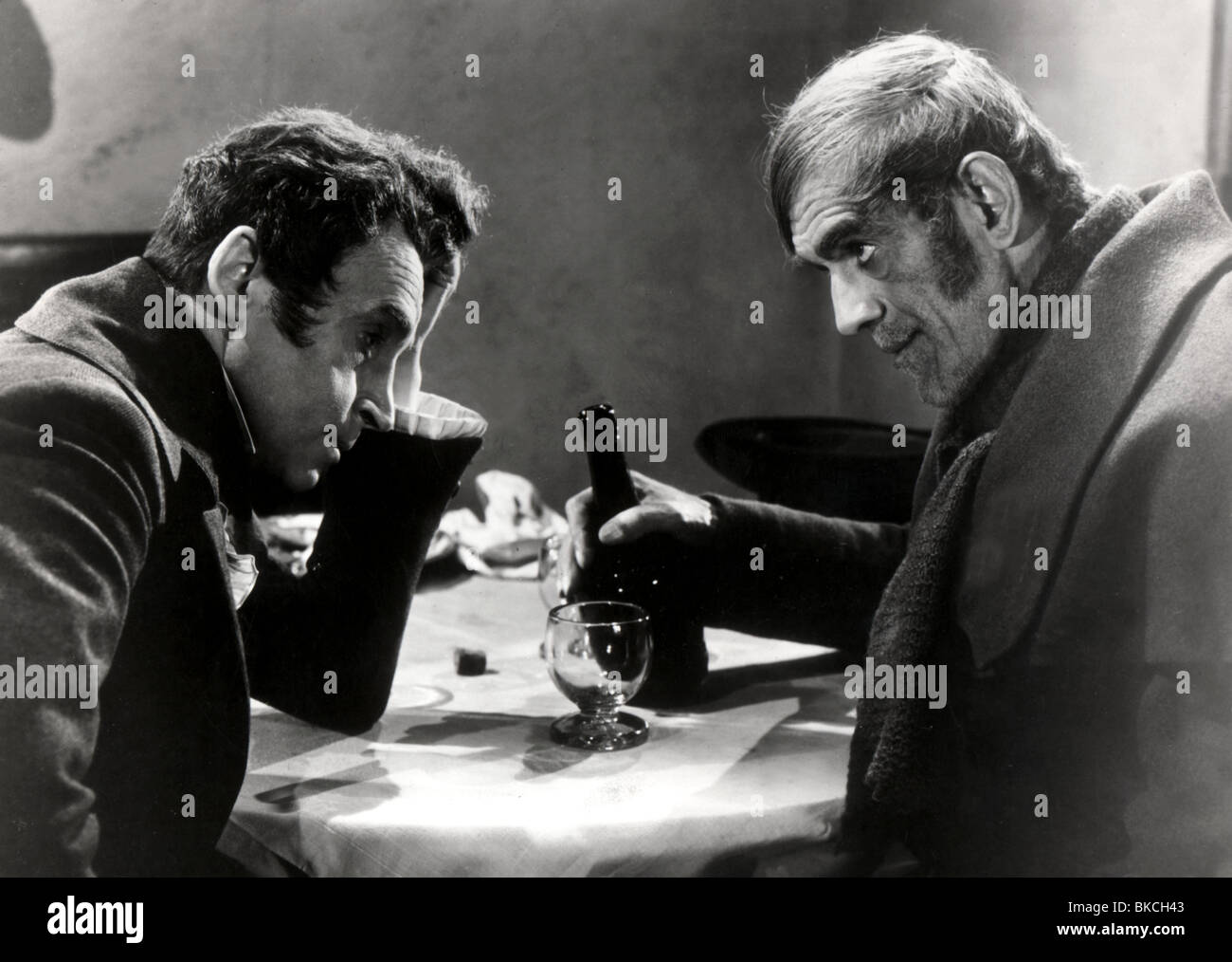 THE BODY SNATCHER (1945) HENRY DANIELL, BORIS KARLOFF BODS 001P Stock ...