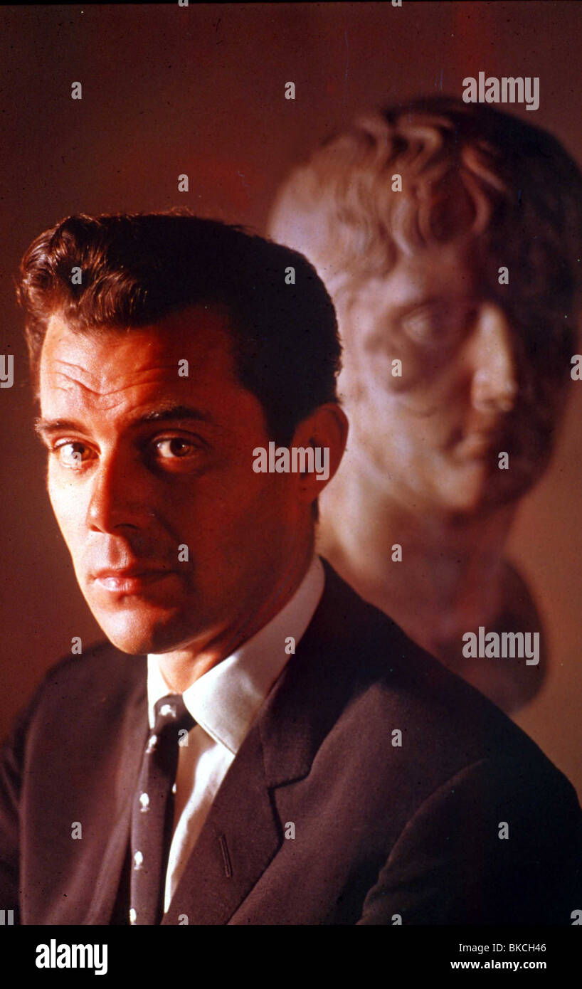 DIRK BOGARDE PORTRAIT Stock Photo - Alamy