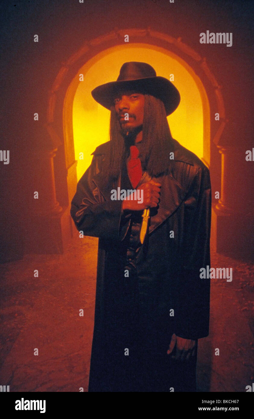 Snoop dogg bones 2001 hi-res stock photography and images - Alamy