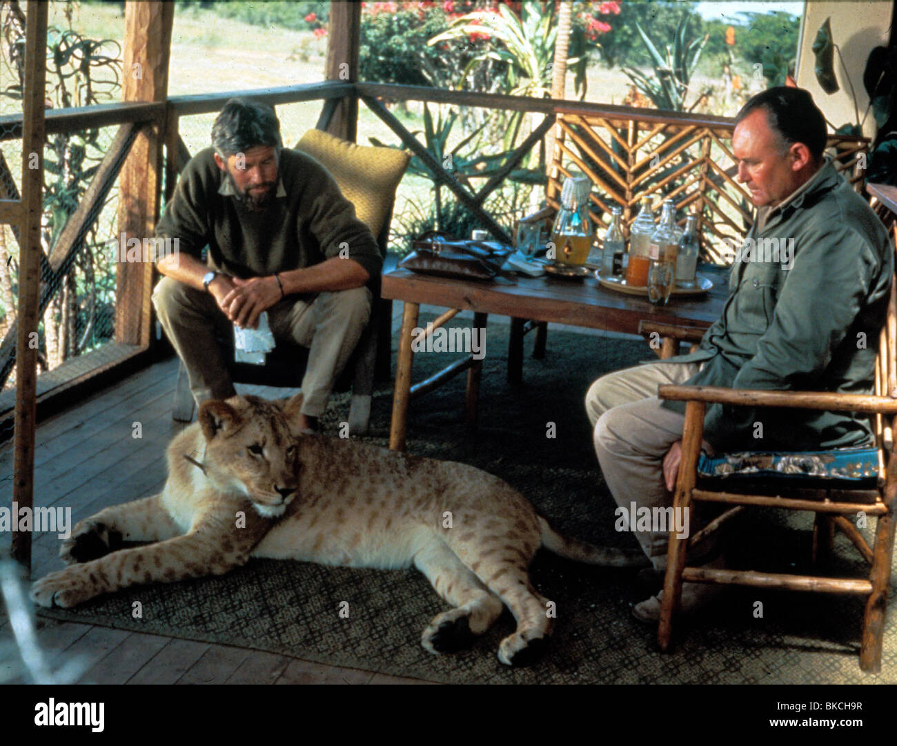 BORN FREE (1966) BILL TRAVERS, GEOFFREY KEEN BNFR 007 Stock Photo - Alamy