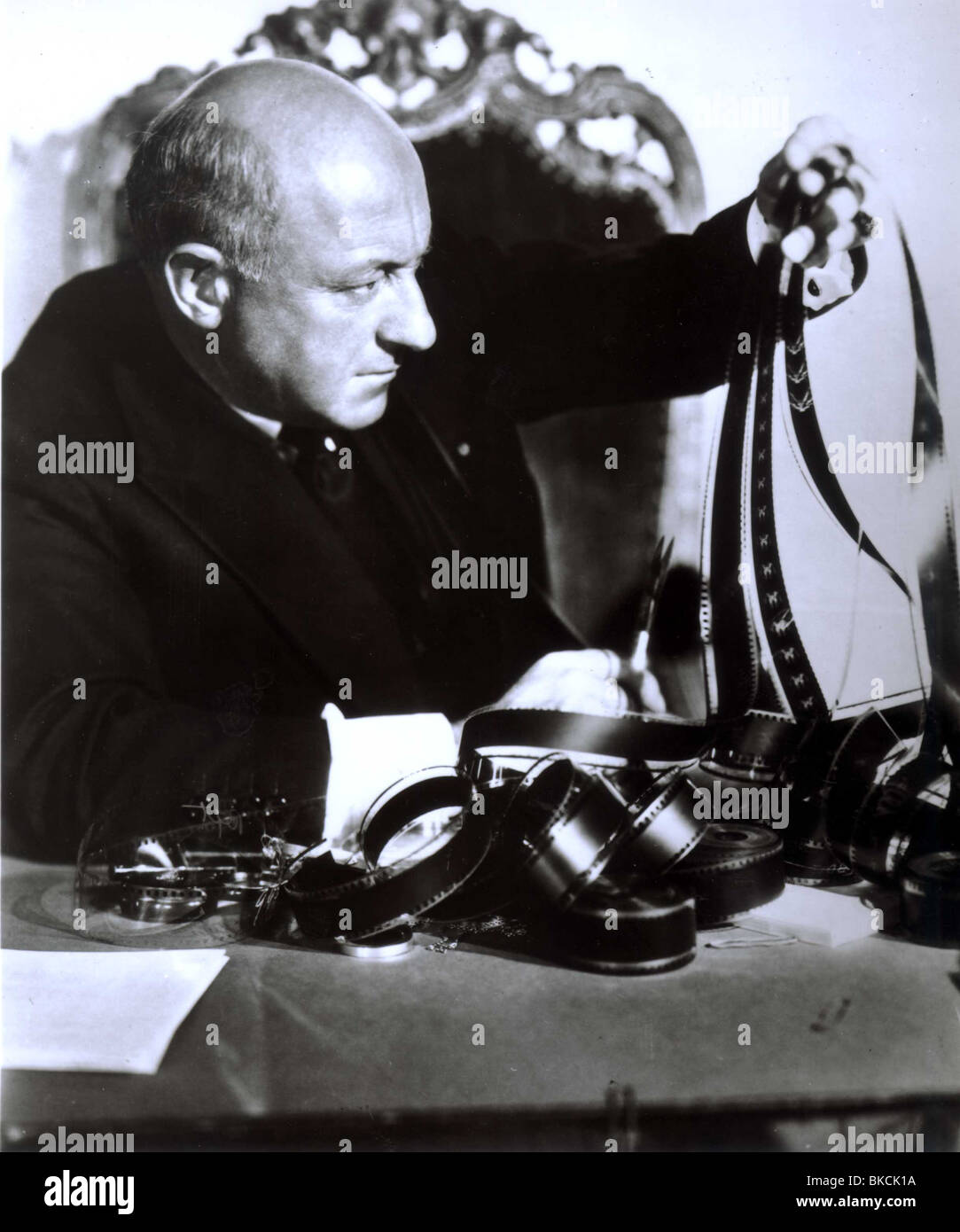 Cecil b demille hi-res stock photography and images - Alamy
