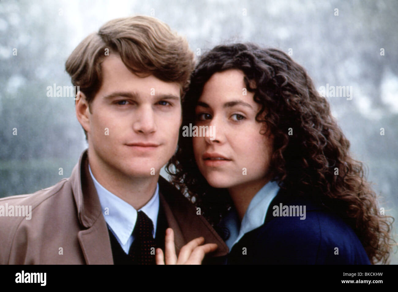 CIRCLE OF FRIENDS (1995) CHRIS O'DONNELL, MINNIE DRIVER CCOF 055 Stock ...
