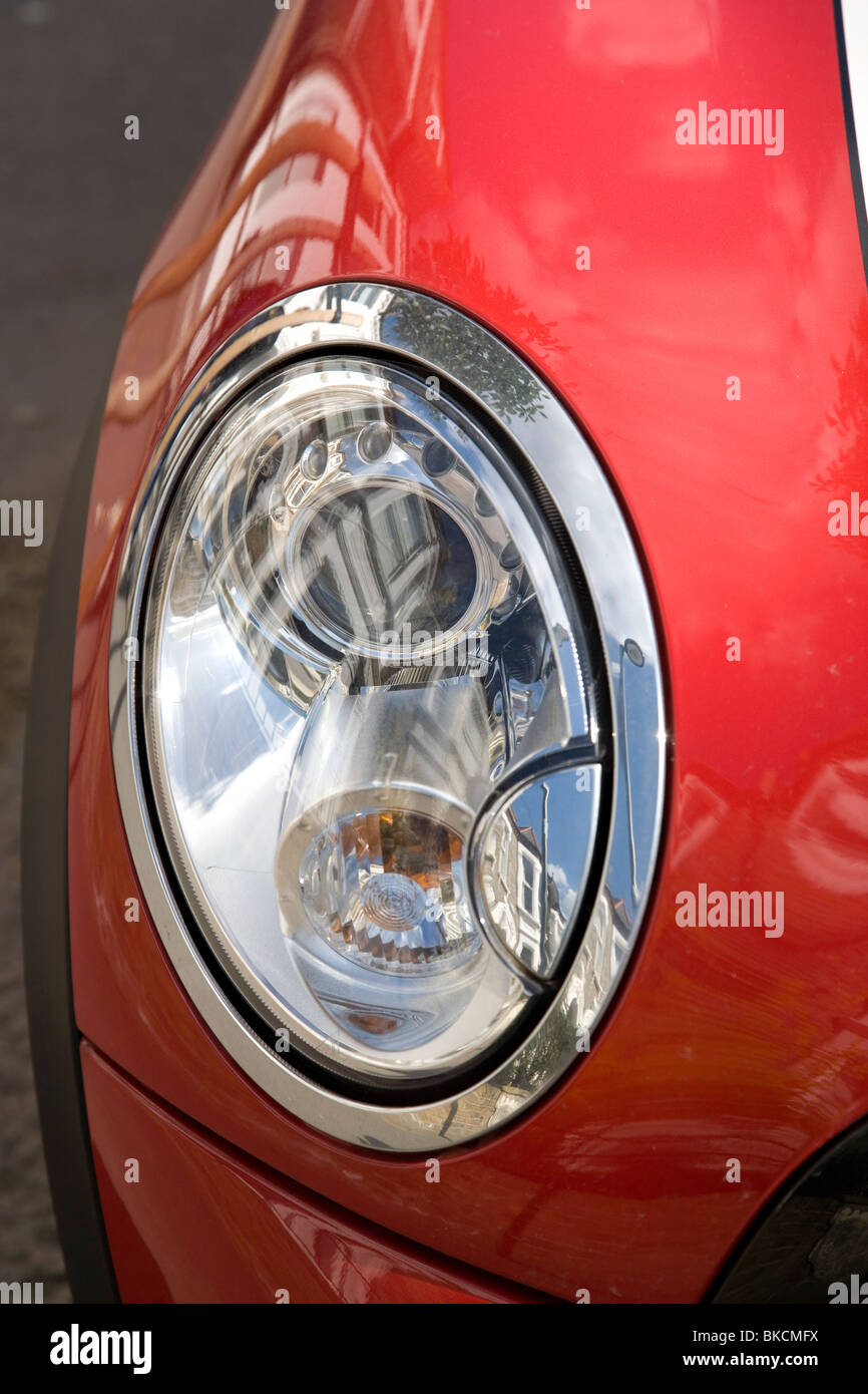 Red mini cooper hi-res stock photography and images - Alamy