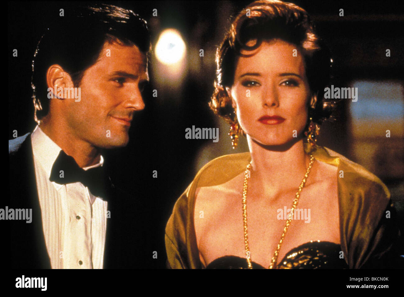 THE COUNTERFEIT CONTESSA (TVM) (1994) D W MOFFETT, TEA LEONI CTEC 009 ...