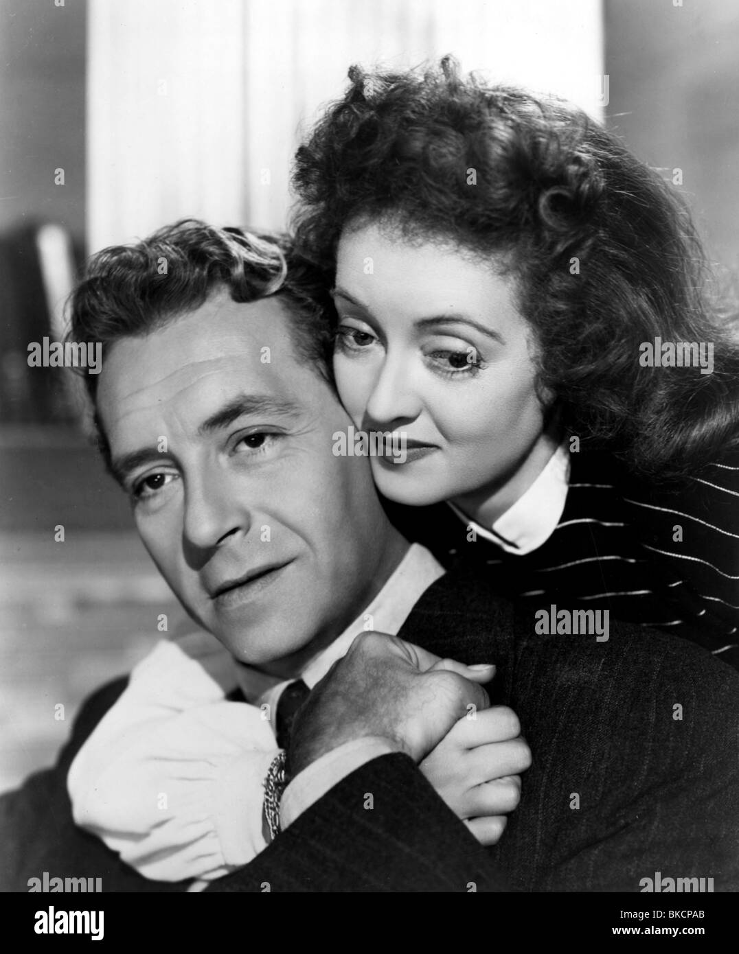 Deception 1946 paul henreid bette hi-res stock photography and images ...
