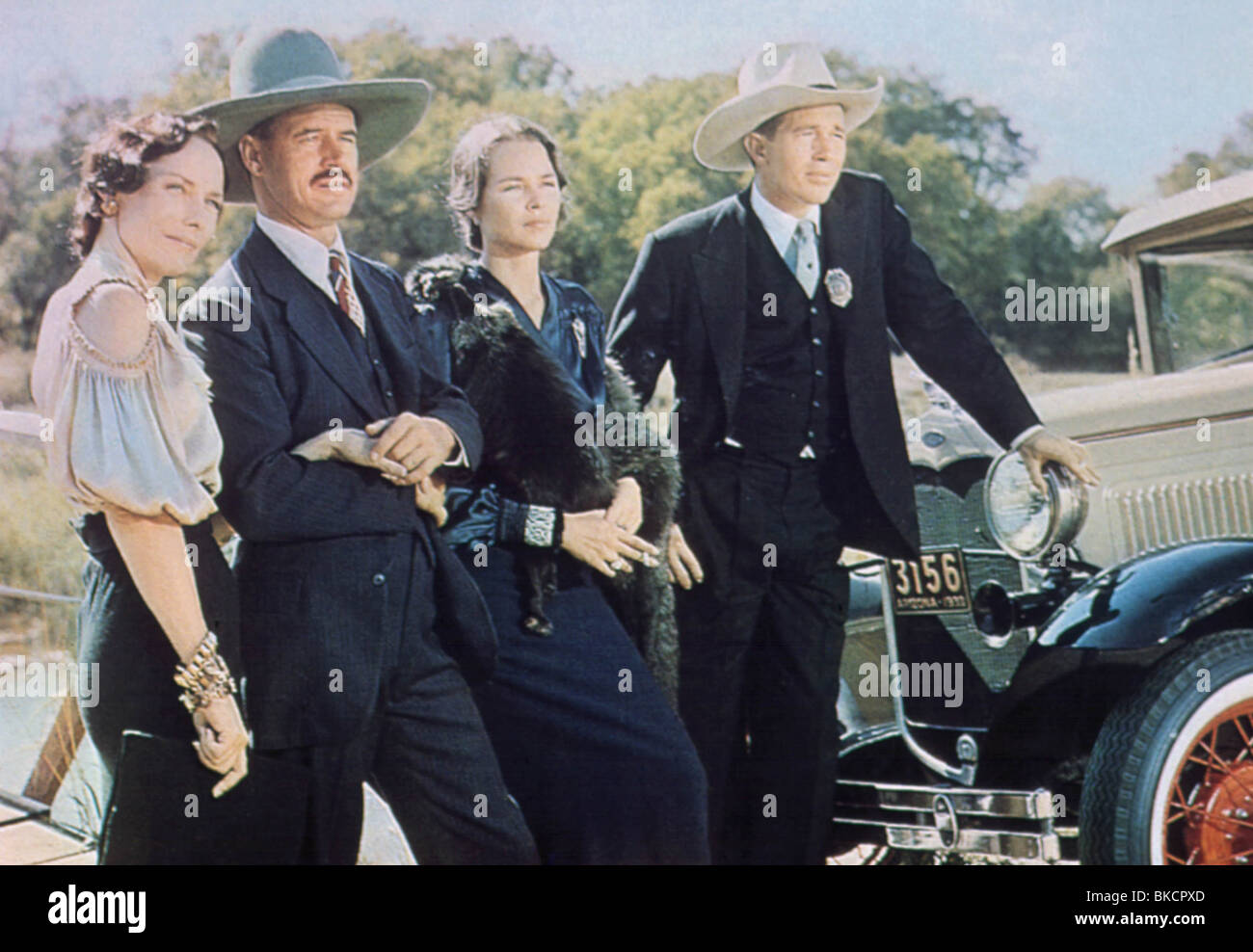 Dillinger 1973 warren oates hi-res stock photography and images - Alamy