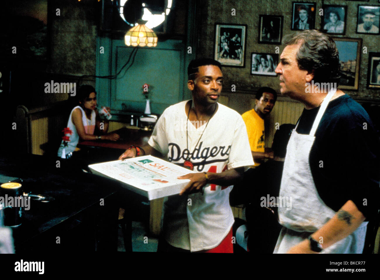 Do the right thing 1989 hi-res stock photography and images - Alamy