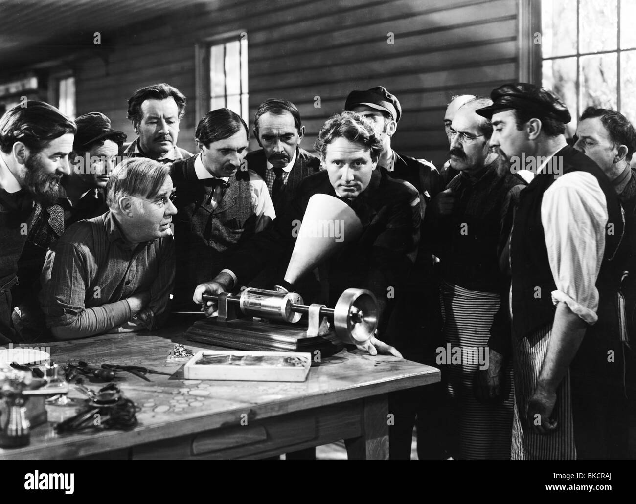 EDISON, THE MAN (1940) SPENCER TRACY ETM 003P Stock Photo - Alamy