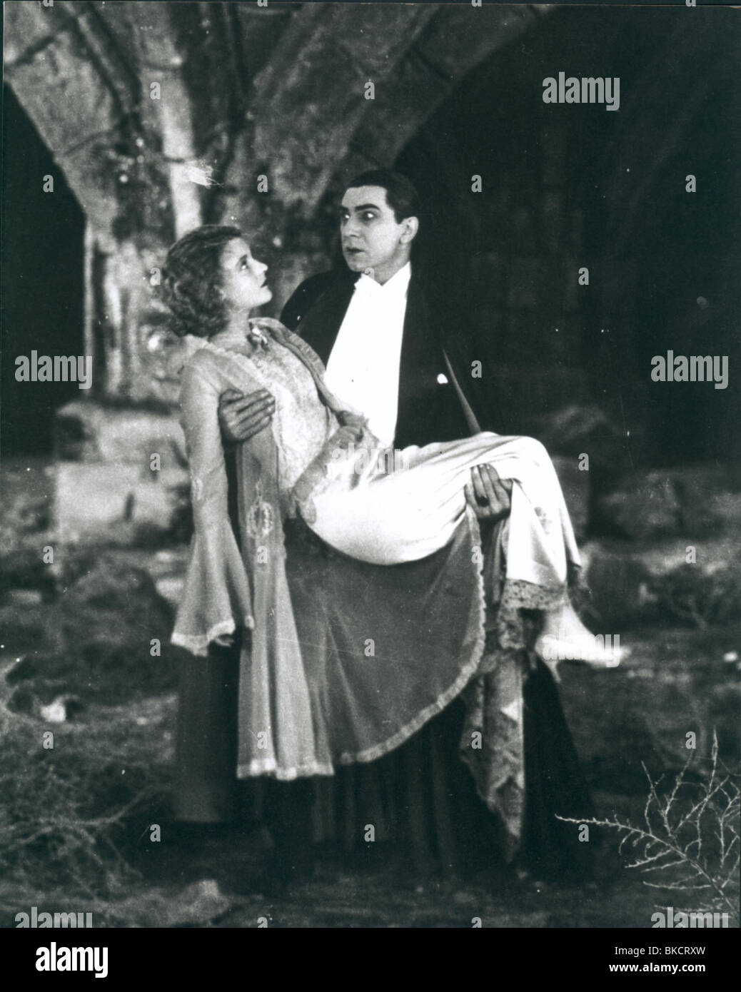 Helen chandler dracula hi-res stock photography and images - Alamy