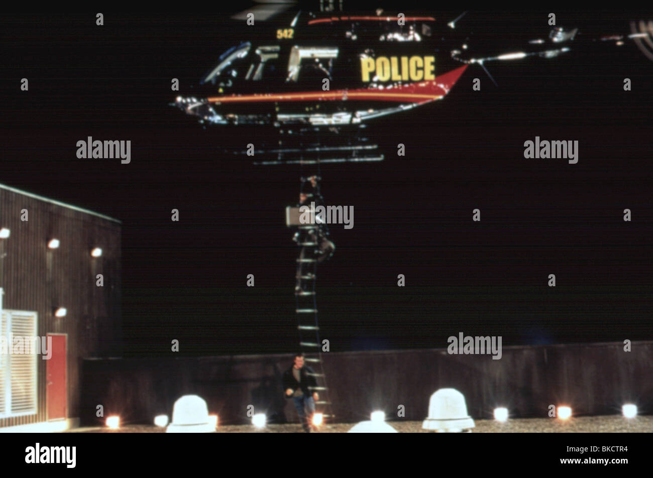 EXIT WOUNDS -2001 STEVEN SEAGAL Stock Photo - Alamy