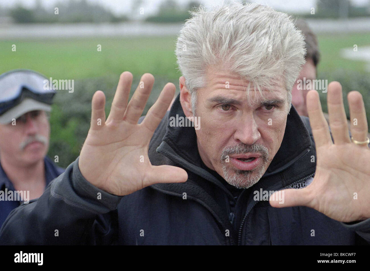 FILMING PRODUCTION (ALT) BEHIND THE SCENES (ALT) LOCATION (ALT) ON SET ...