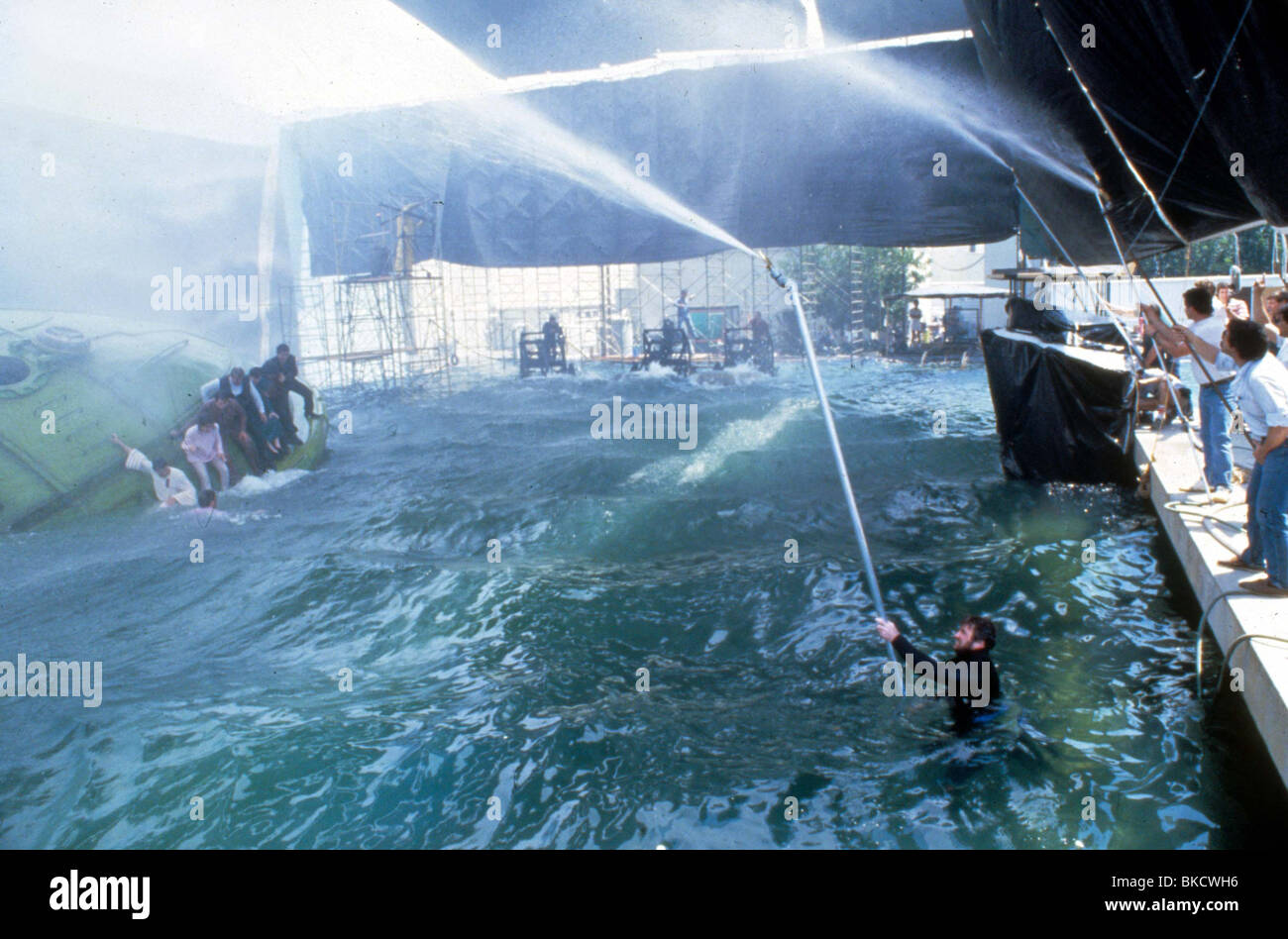 FILMING PRODUCTION (ALT) LOCATION (ALT) BEHIND THE SCENES (ALT) ON SET ...