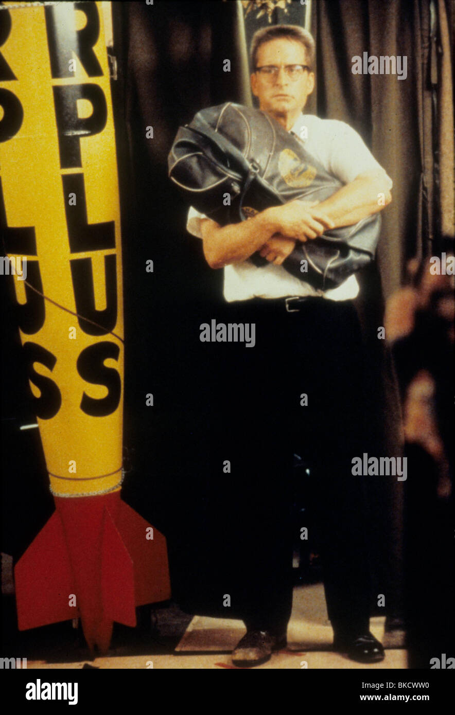 FALLING DOWN (1993) MICHAEL DOUGLAS FLD 071 Stock Photo - Alamy