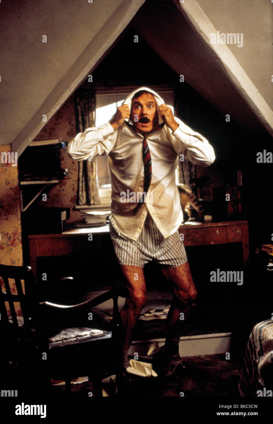 FIERCE CREATURES (1996) JOHN CLEESE FICR 061 Stock Photo - Alamy