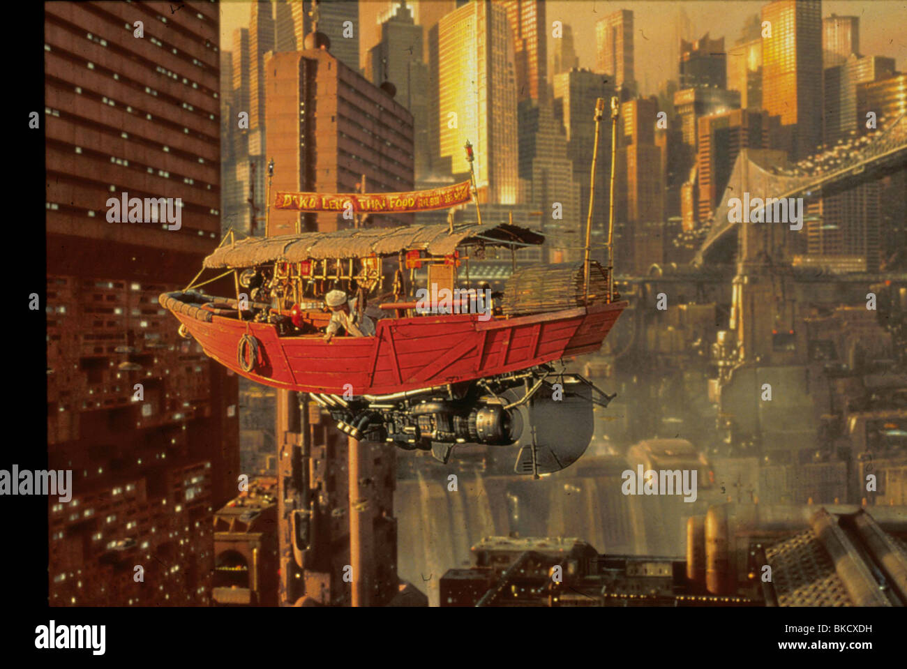 THE FIFTH ELEMENT -1997 Stock Photo - Alamy