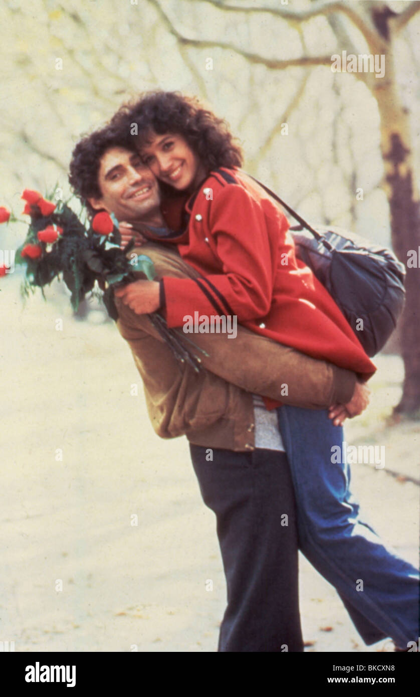 FLASHDANCE (1983) MICHAEL NOURI, JENNIFER BEALS FSD 030 Stock Photo - Alamy