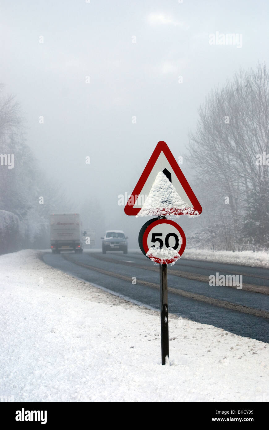Wagon sign hi-res stock photography and images - Alamy