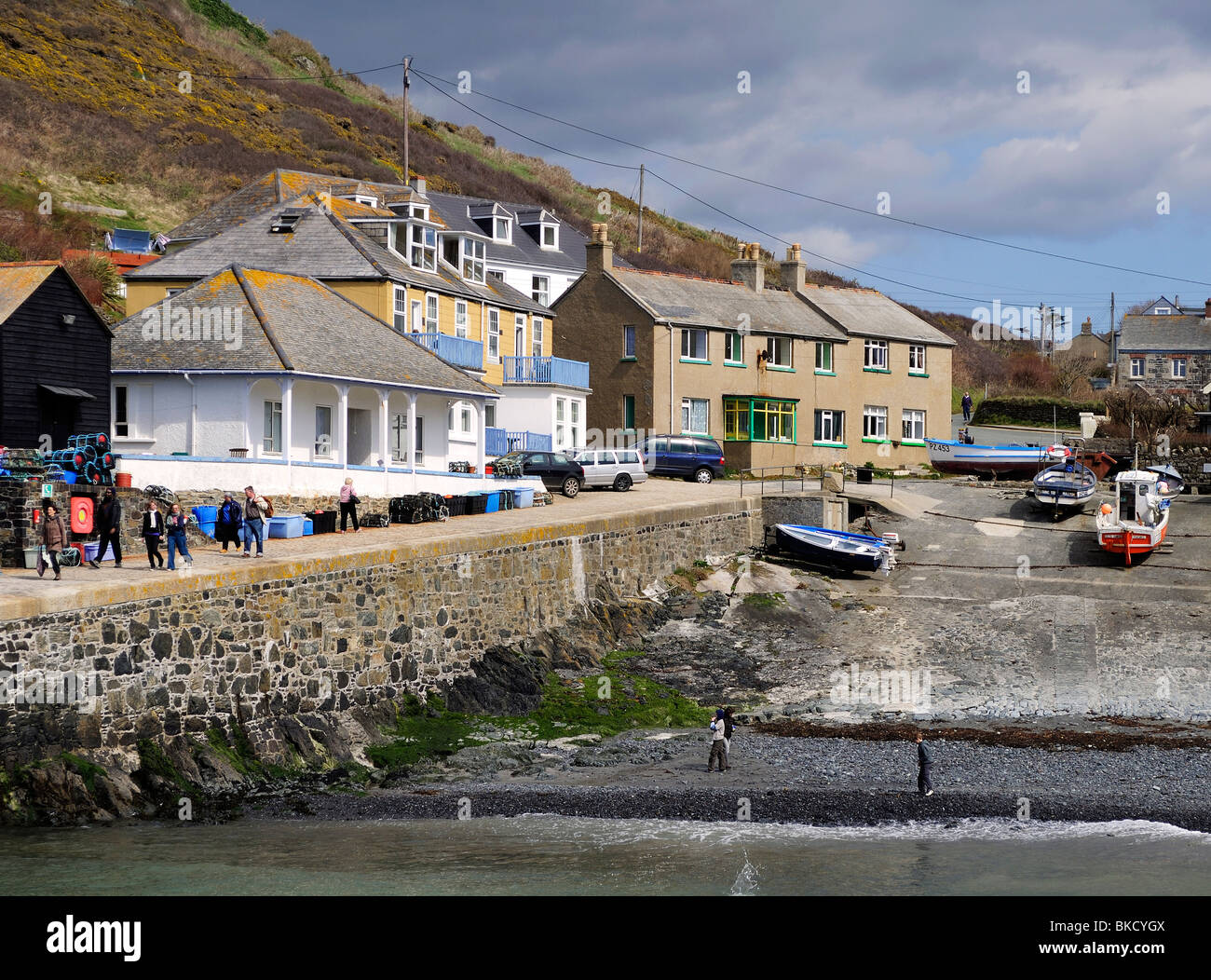 the harbour at mullion cove in cornwall, uk Stock Photo - Alamy