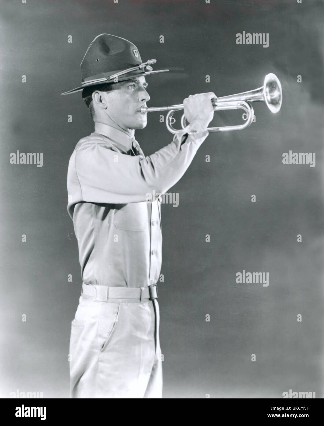 FROM HERE TO ETERNITY 1953 MONTGOMERY CLIFT FHET 010P Stock Photo Alamy from-here-to-eternity-1953-montgomery-clift-fhet-010p-stock-photo-alamy