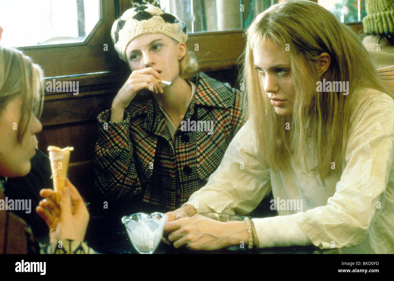 GIRL, INTERRUPTED (1999) CLEA DUVALL, ANGELA BETTIS, ANGELINA JOLIE ...