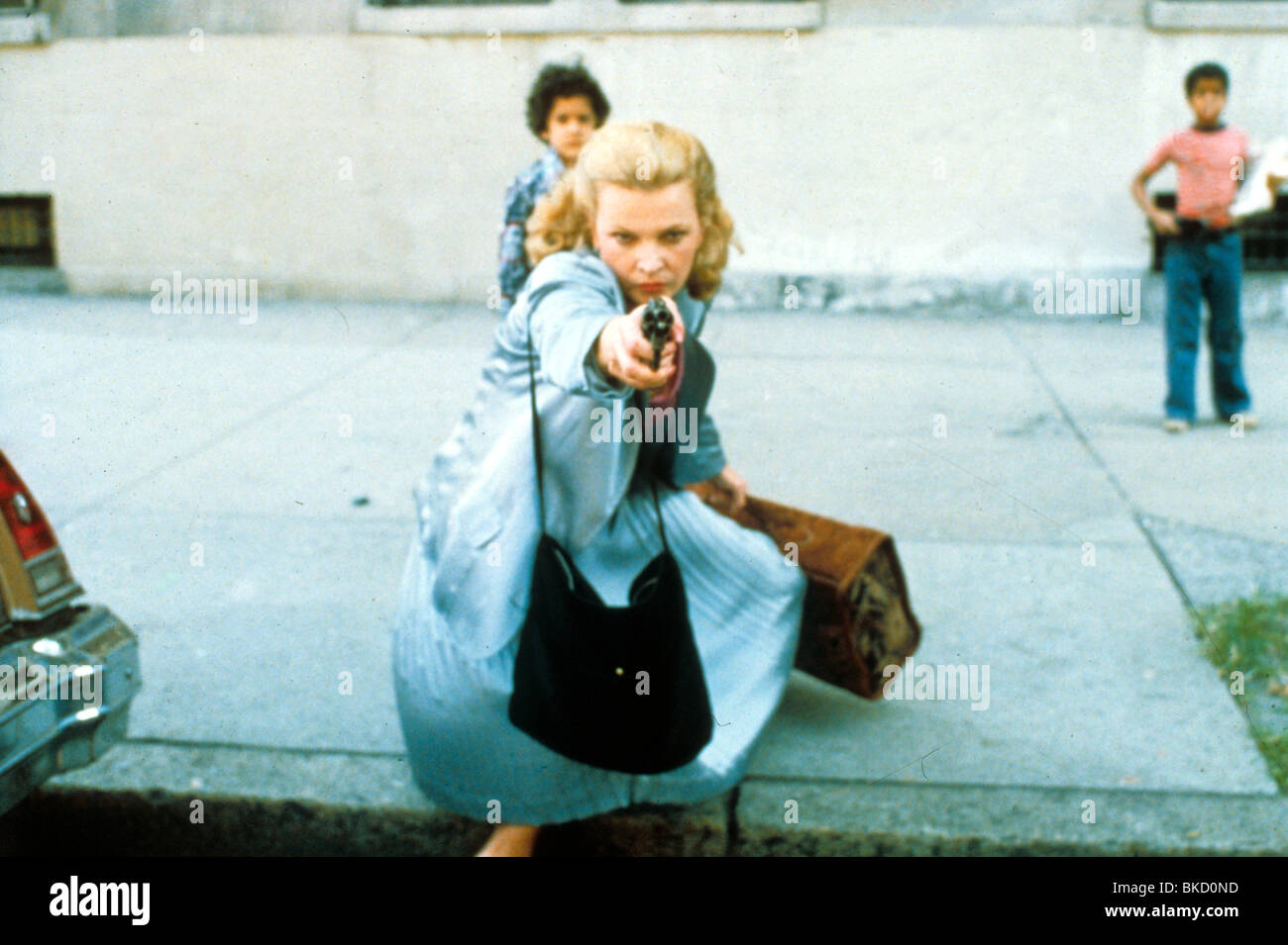 GLORIA (1980) JOHN ADAMES,GENA ROWLANDS GRIA 017 L Stock Photo - Alamy