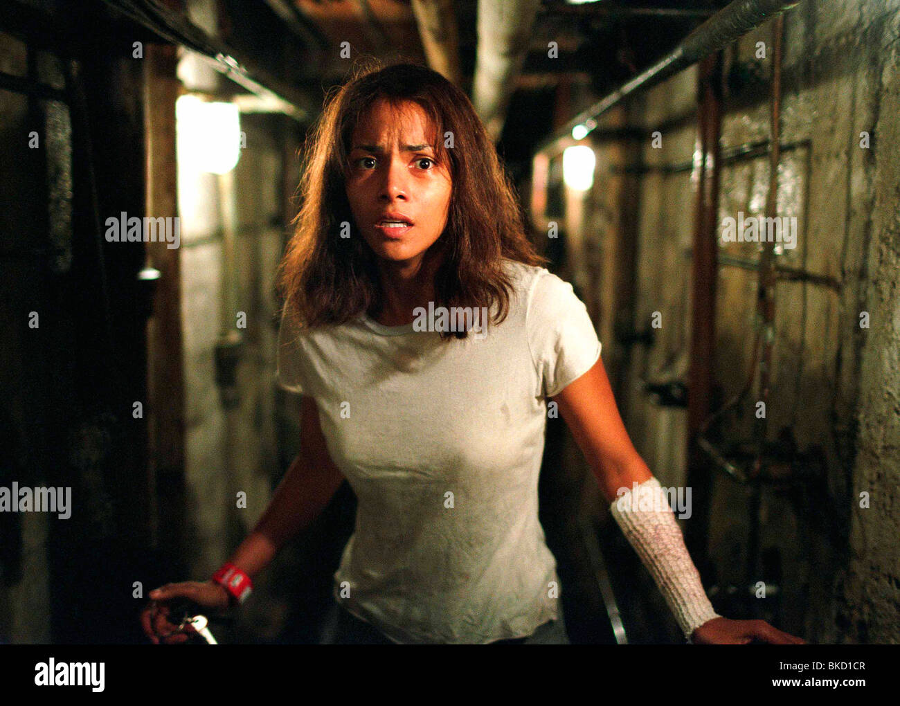 GOTHIKA -2003 HALLE BERRY GOTH Stock Photo - Alamy