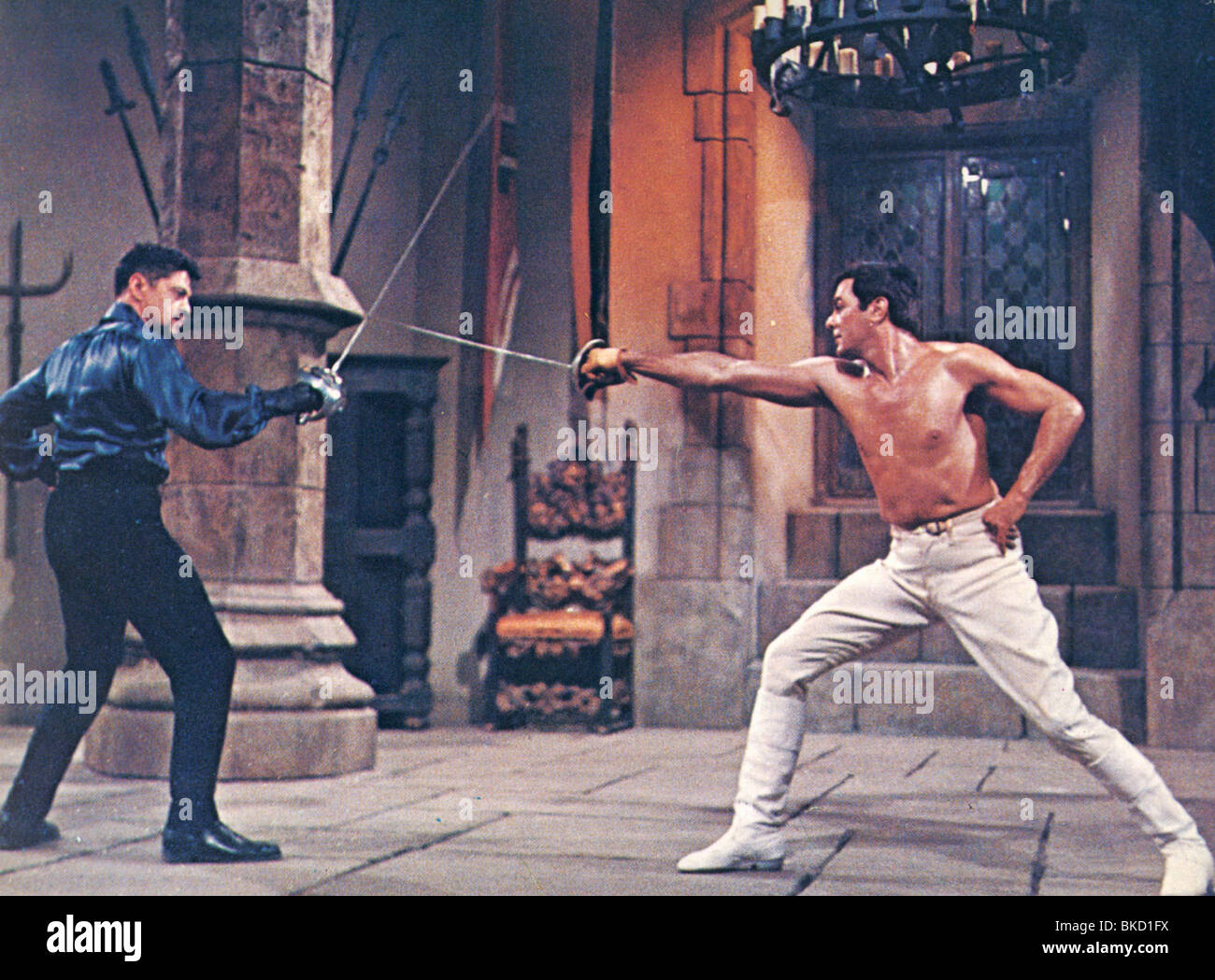 THE GREAT RACE (1965) ROSS MARTIN, TONY CURTIS GRTR 009FOH Stock Photo ...