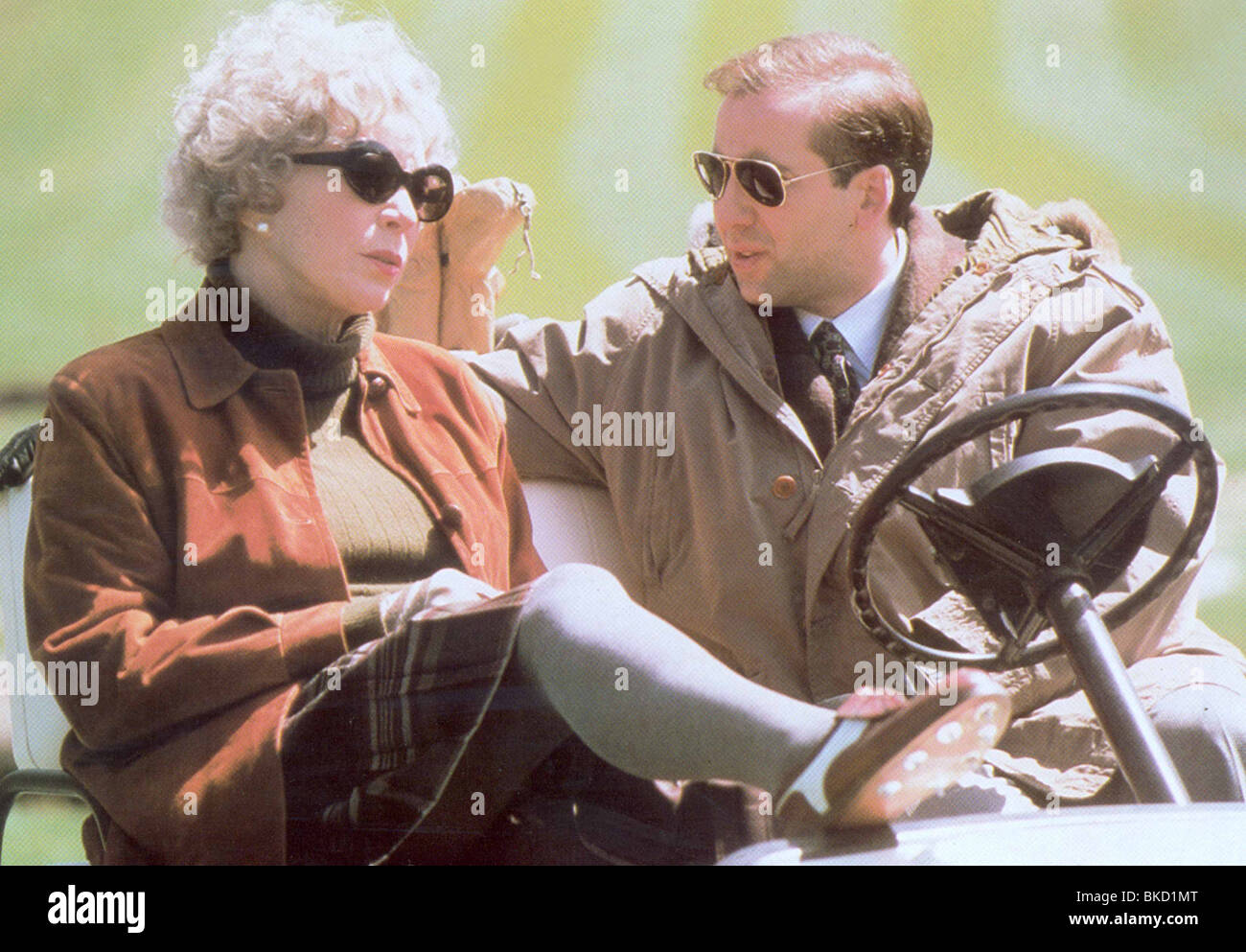 GUARDING TESS (1994) SHIRLEY MACLAINE, NICOLAS CAGE GTES 006FOH Stock ...