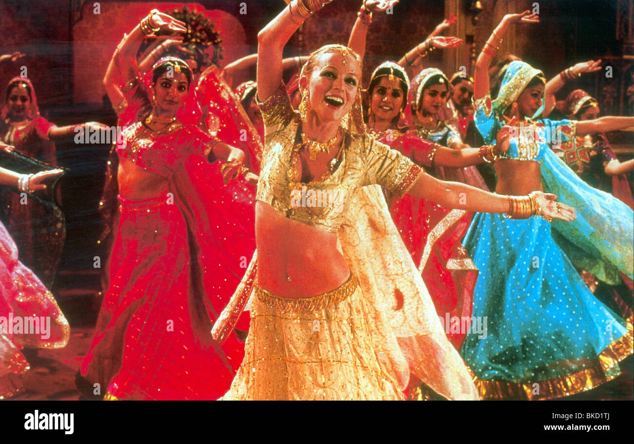 The guru 2002 heather graham hi-res stock photography and images - Alamy