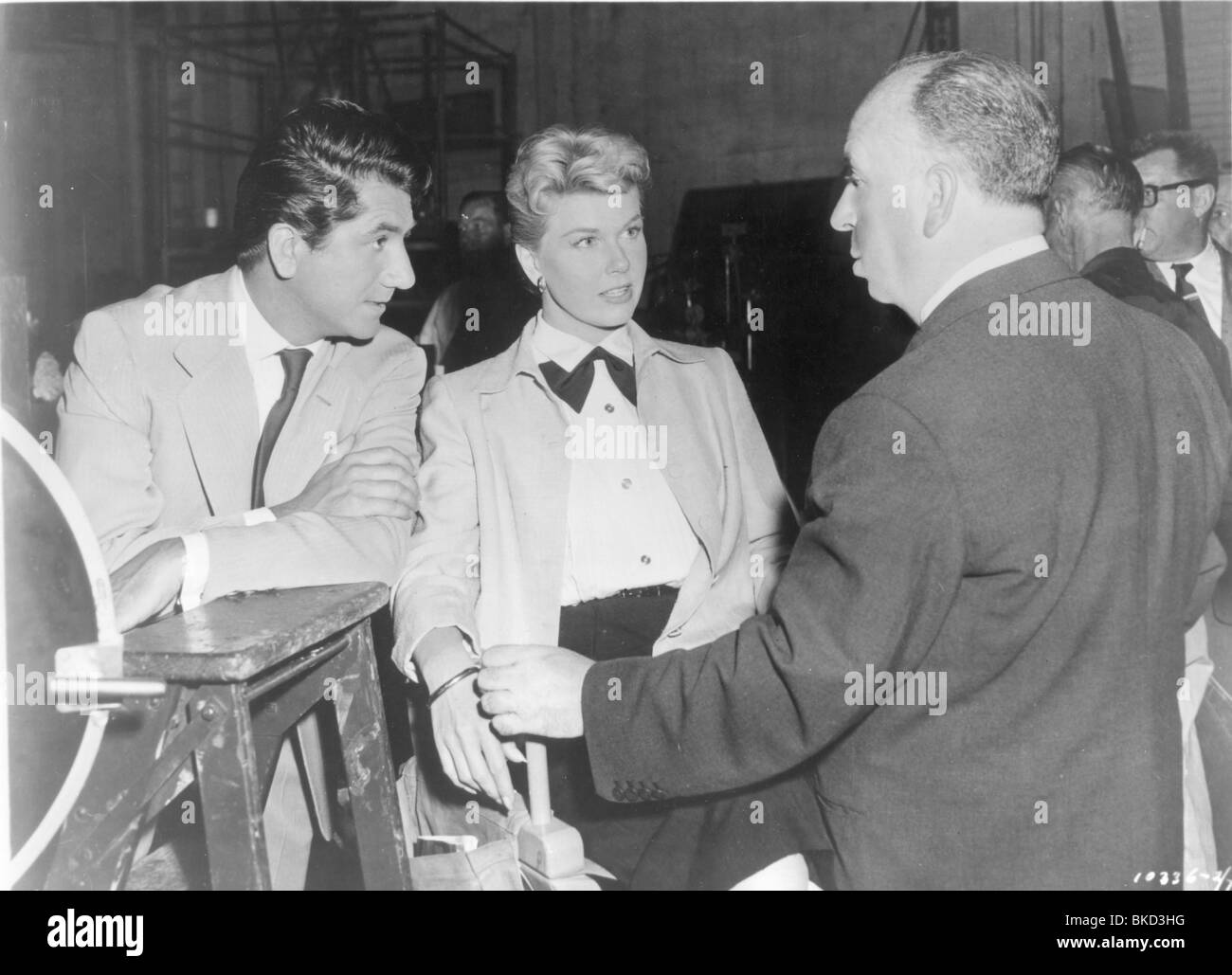 ALFRED HITCHCOCK (DIR) O/S 'THE MAN WHO KNEW TOO MUCH' (1956) WITH ...