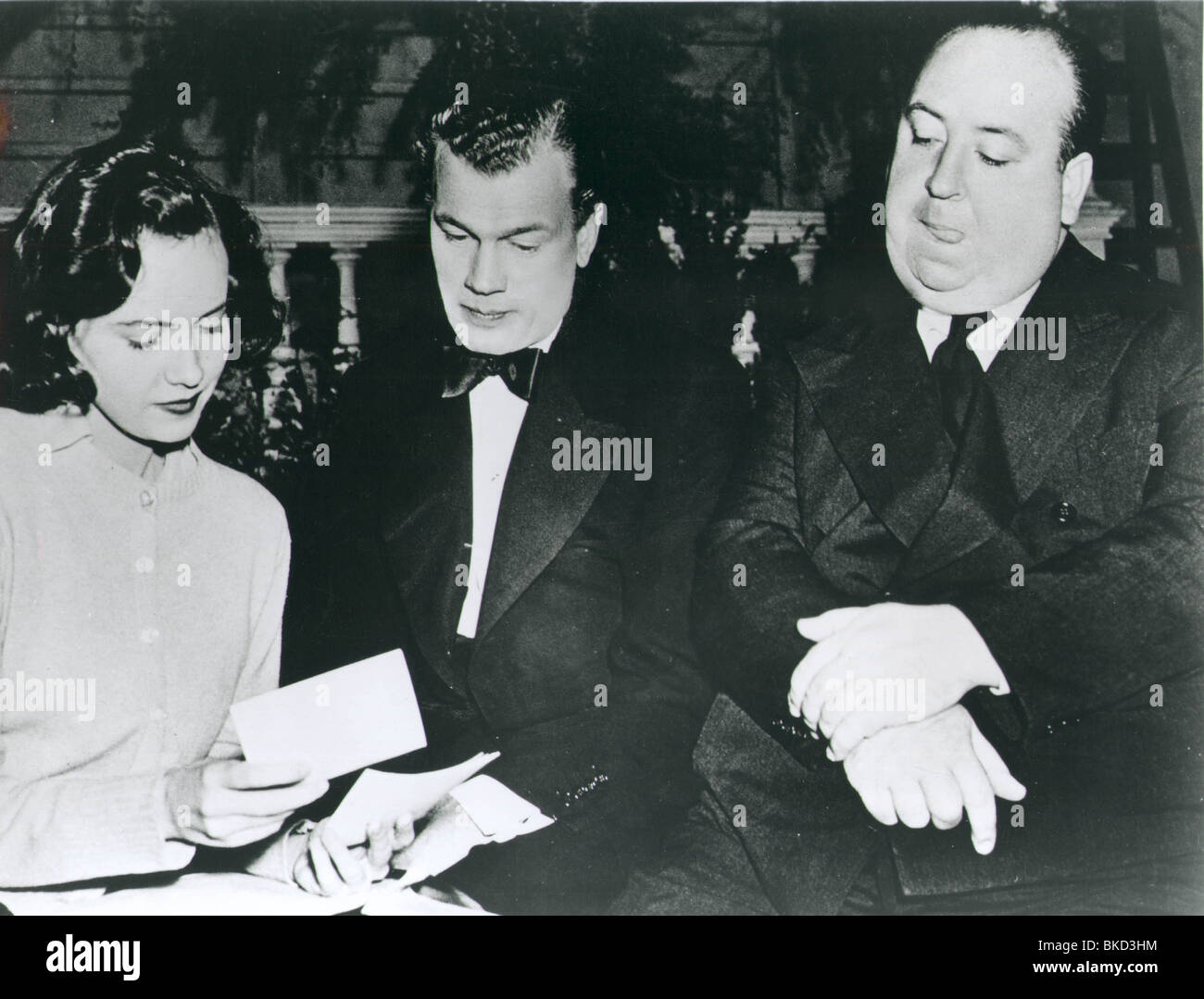 ALFRED HITCHCOCK (DIR) O/S 'SHADOW OF A DOUBT' (1943) WITH TERESA ...