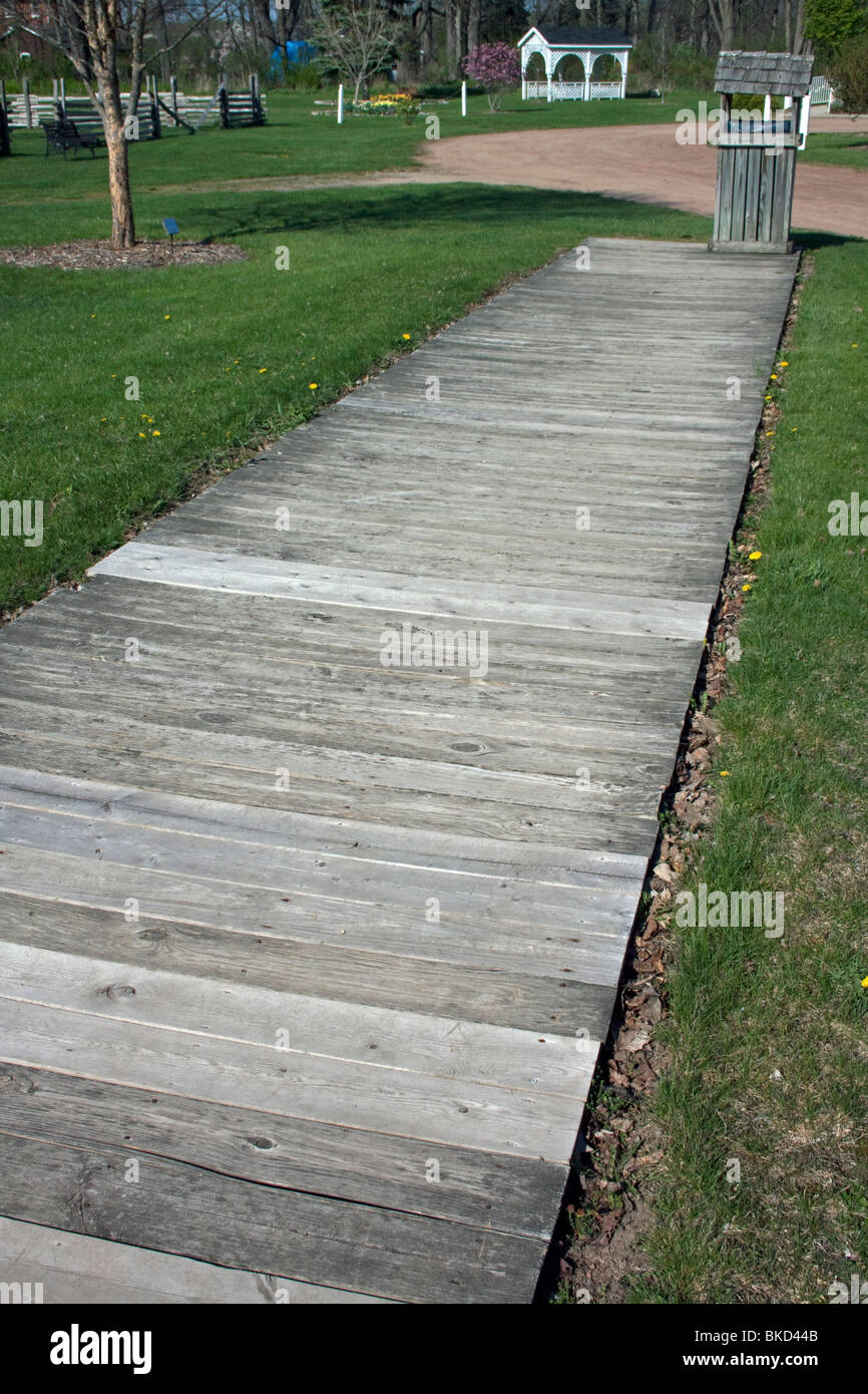 Wooden sidewalks hi-res stock photography and images - Alamy