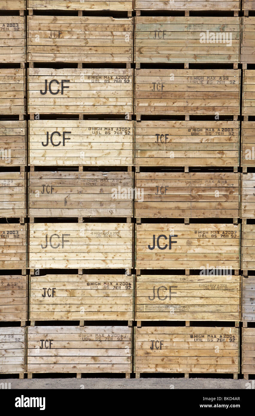 Stacks of empty wooden potato boxes Stock Photo - Alamy
