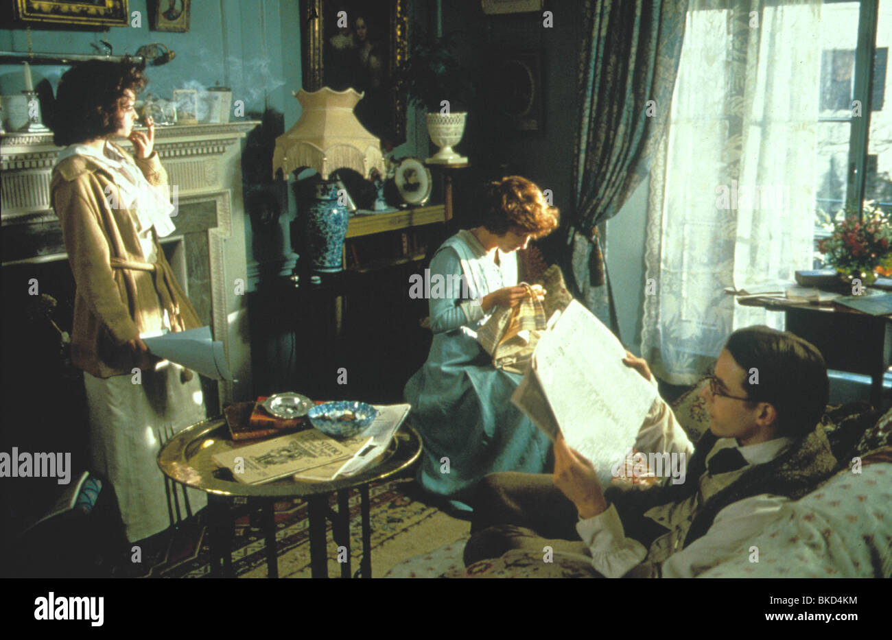 Emma thompson howards end hi-res stock photography and images - Alamy