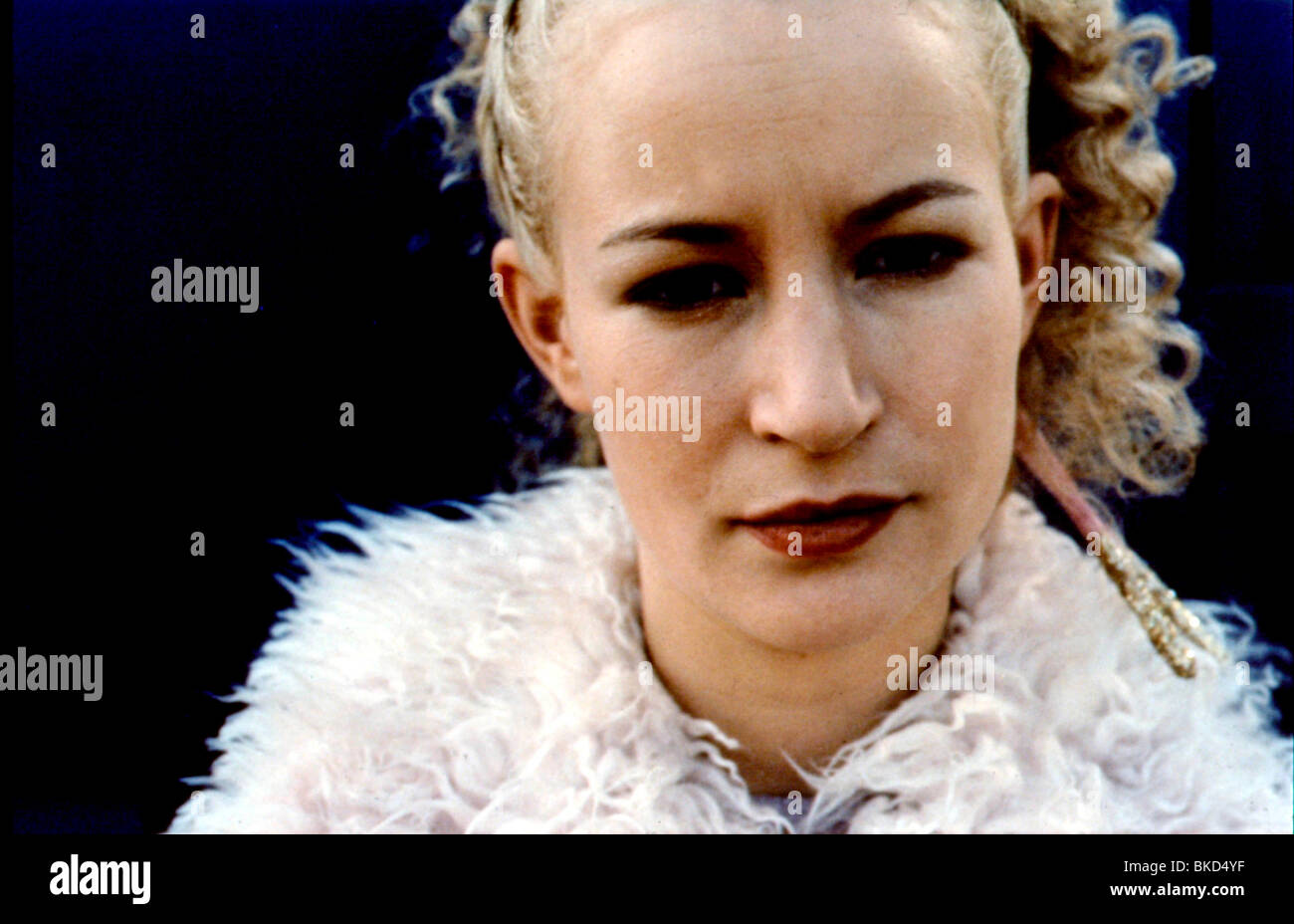HUMAN TRAFFIC (1999) LORRAINE PILKINGTON HUTF 013 Stock Photo - Alamy