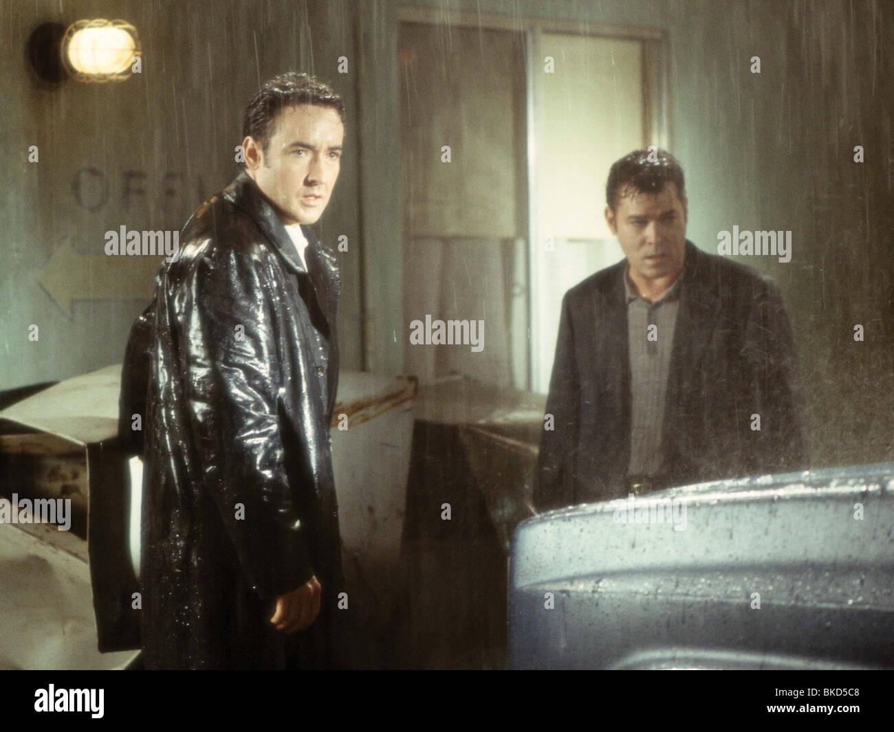 Identity 2003 john cusack ray hi-res stock photography and images - Alamy