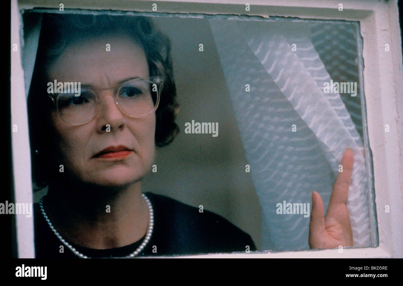 Intimate relations 1996 julie walters hi-res stock photography and ...