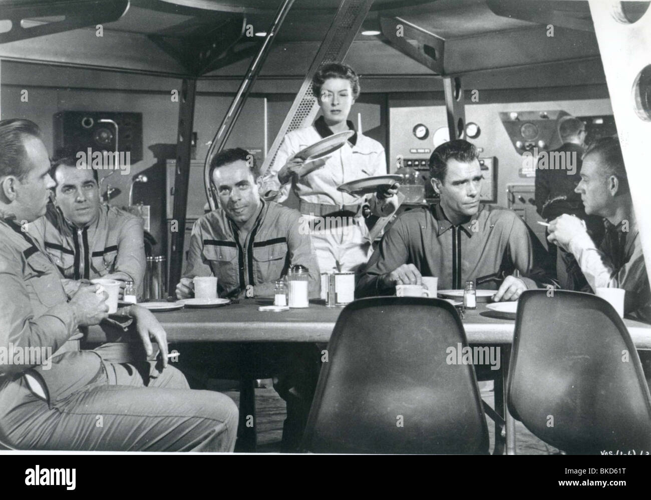 IT! THE TERROR FROM BEYOND SPACE (1958) IBYD 001P Stock Photo - Alamy