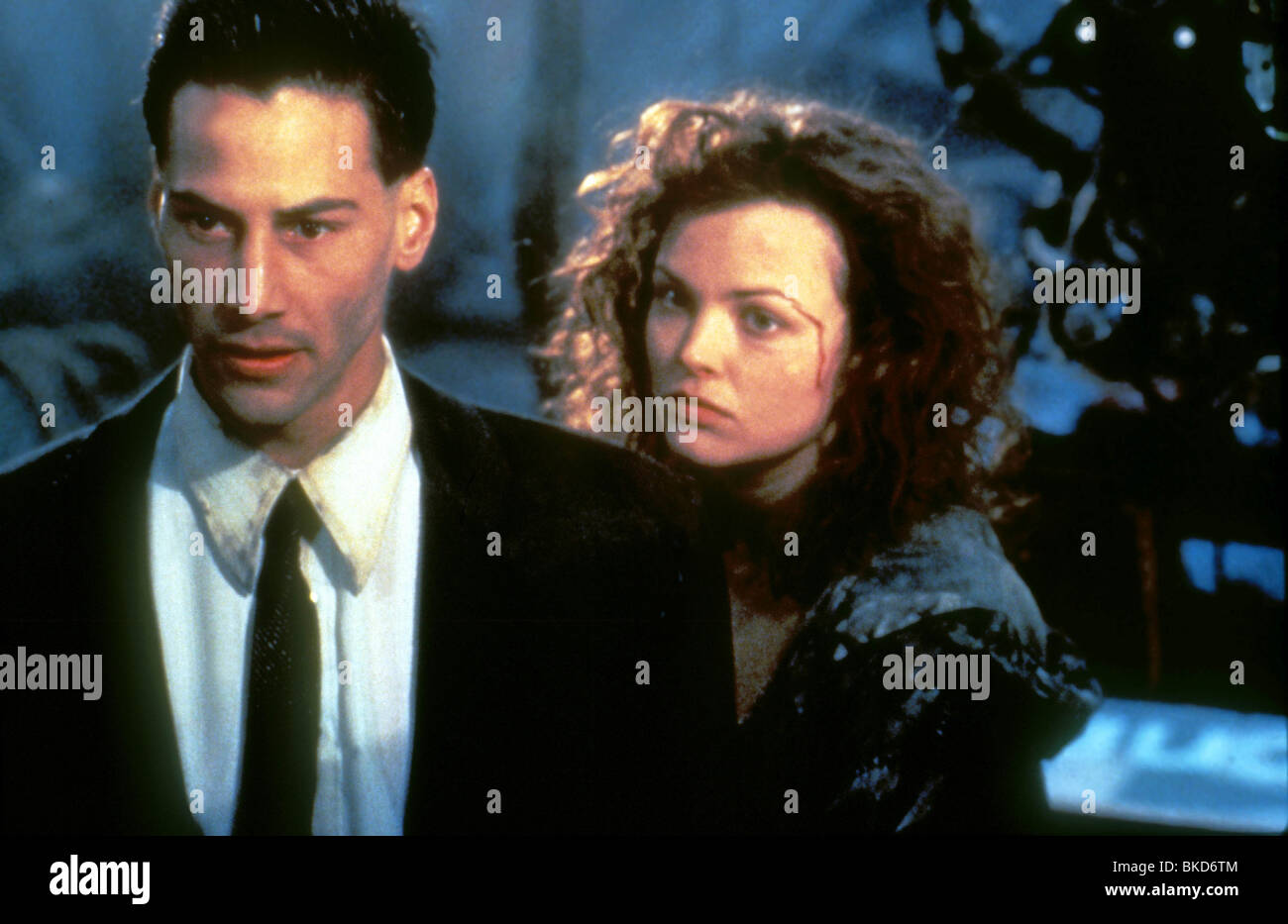 JOHNNY MNEMONIC (1995) KEANU REEVES, DINA MEYER JNYM 102 Stock Photo ...