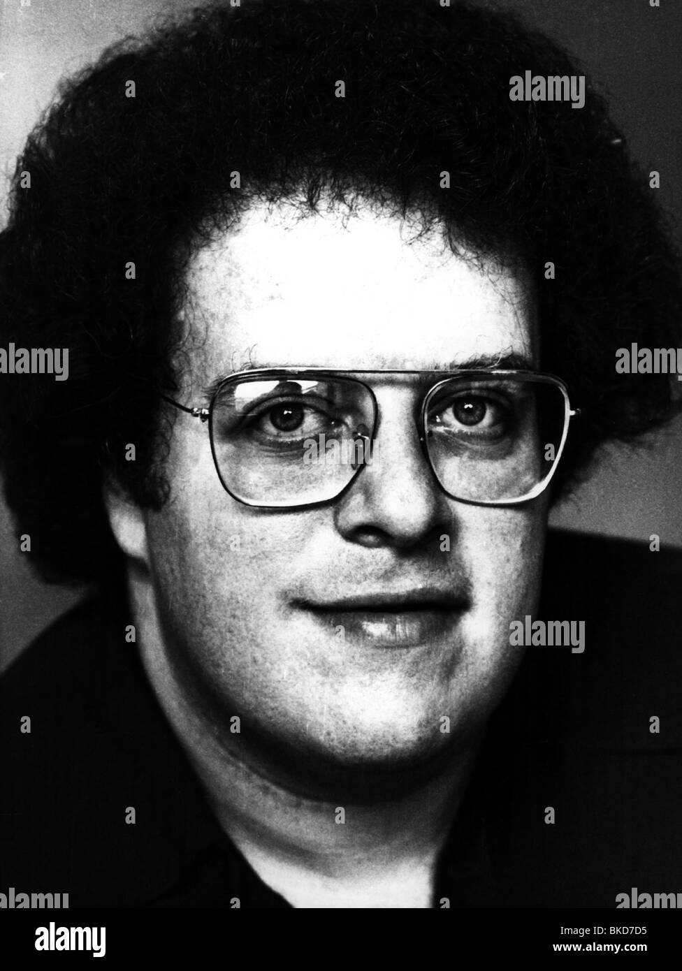 Opera conductor hi-res stock photography and images - Alamy