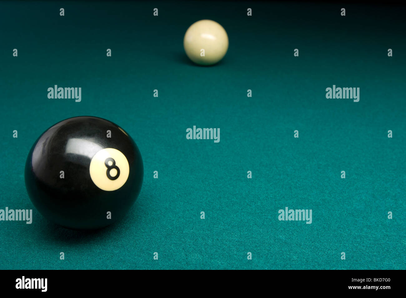 8 ball biliards hi-res stock photography and images - Alamy
