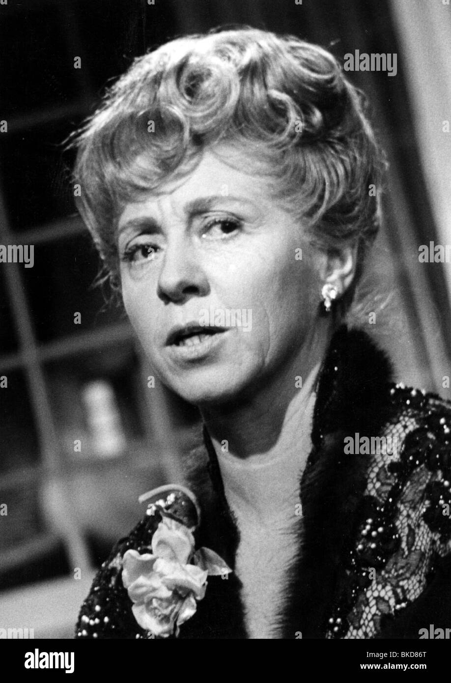 German actress 1960 hi-res stock photography and images - Alamy