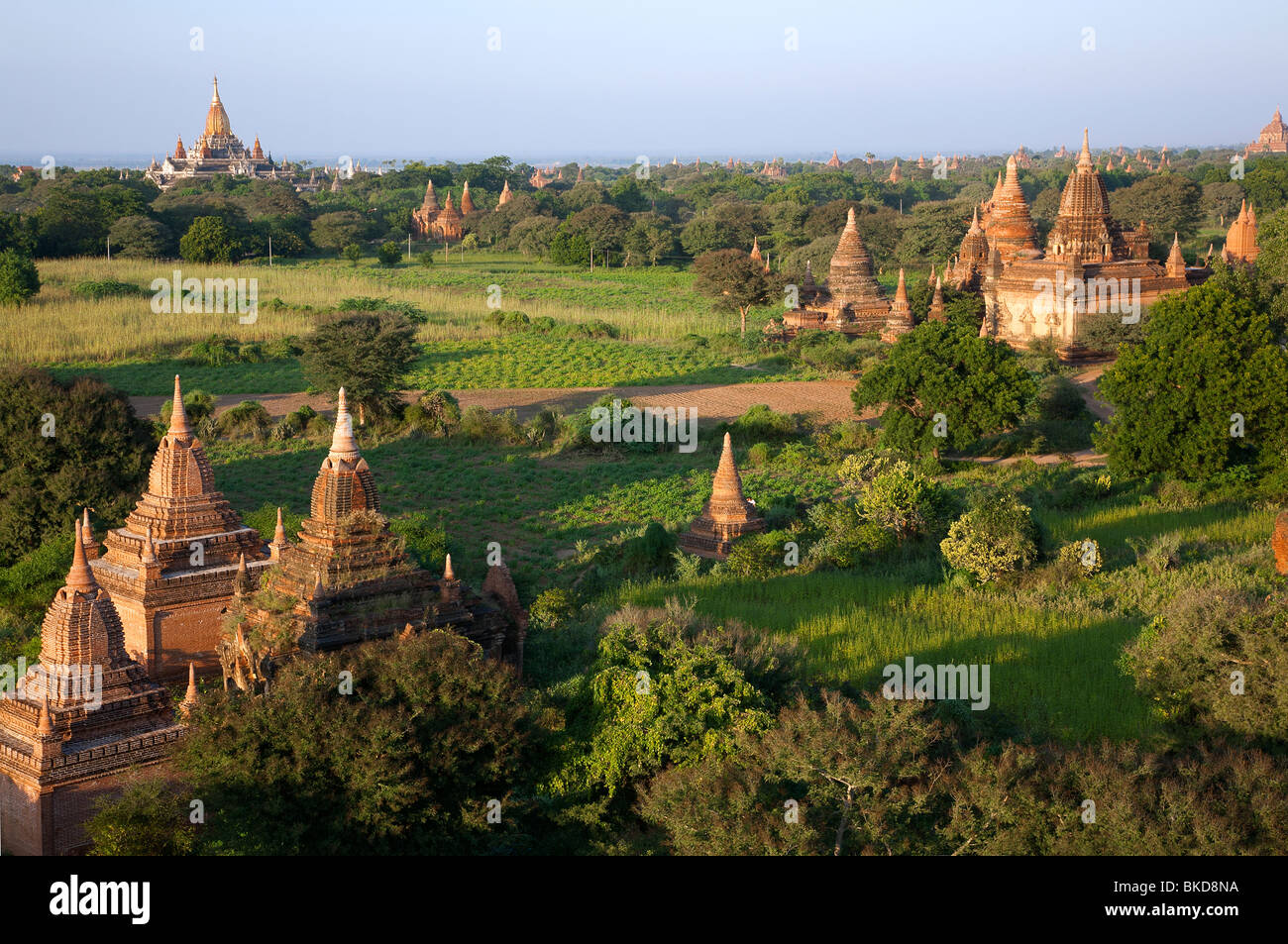 Bagan temples hi-res stock photography and images - Alamy